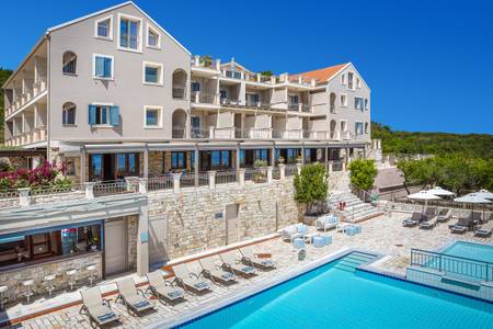 Almyra Hotel, Fiskardo » Sicher buchen bei OLIMAR